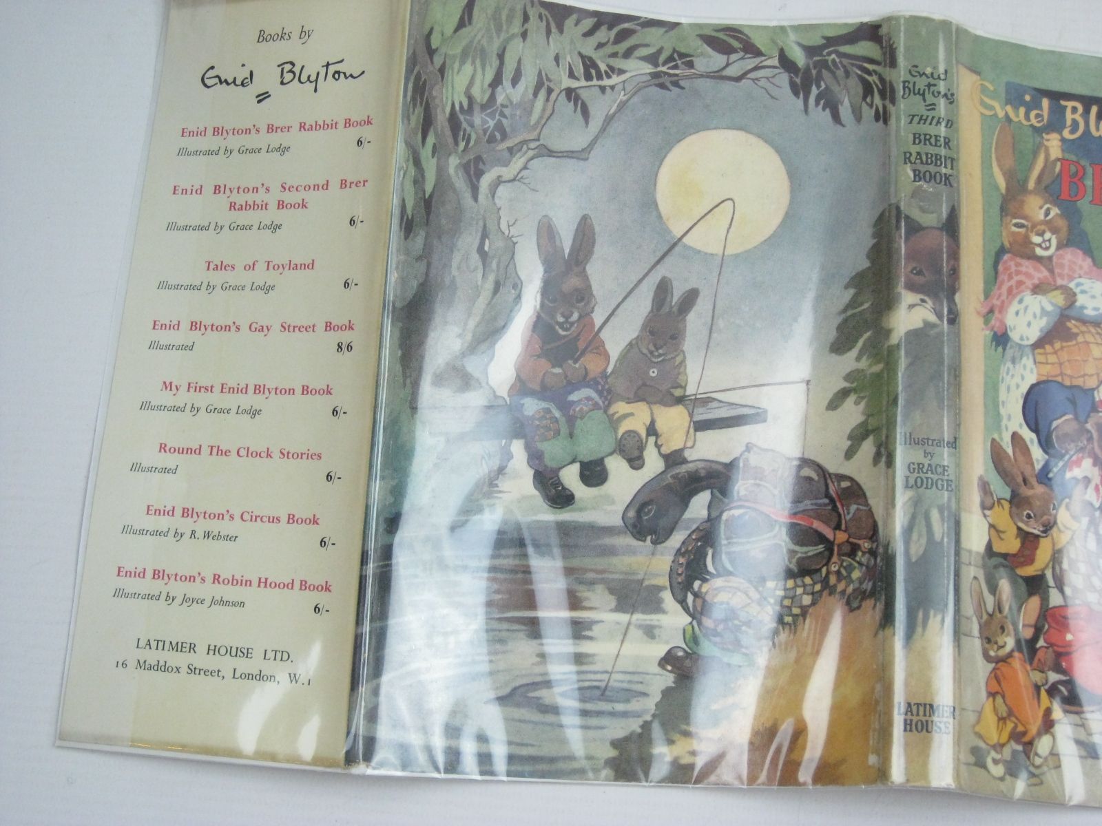 Stella & Rose's Books