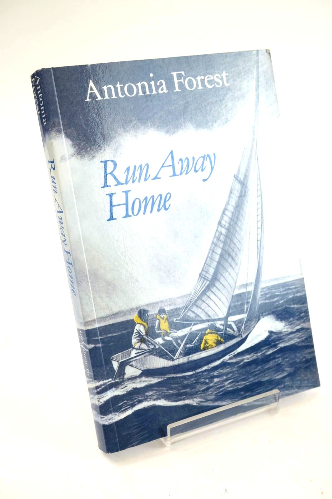 Stella & Rose's Books : RUN AWAY HOME Written By Antonia Forest, STOCK ...