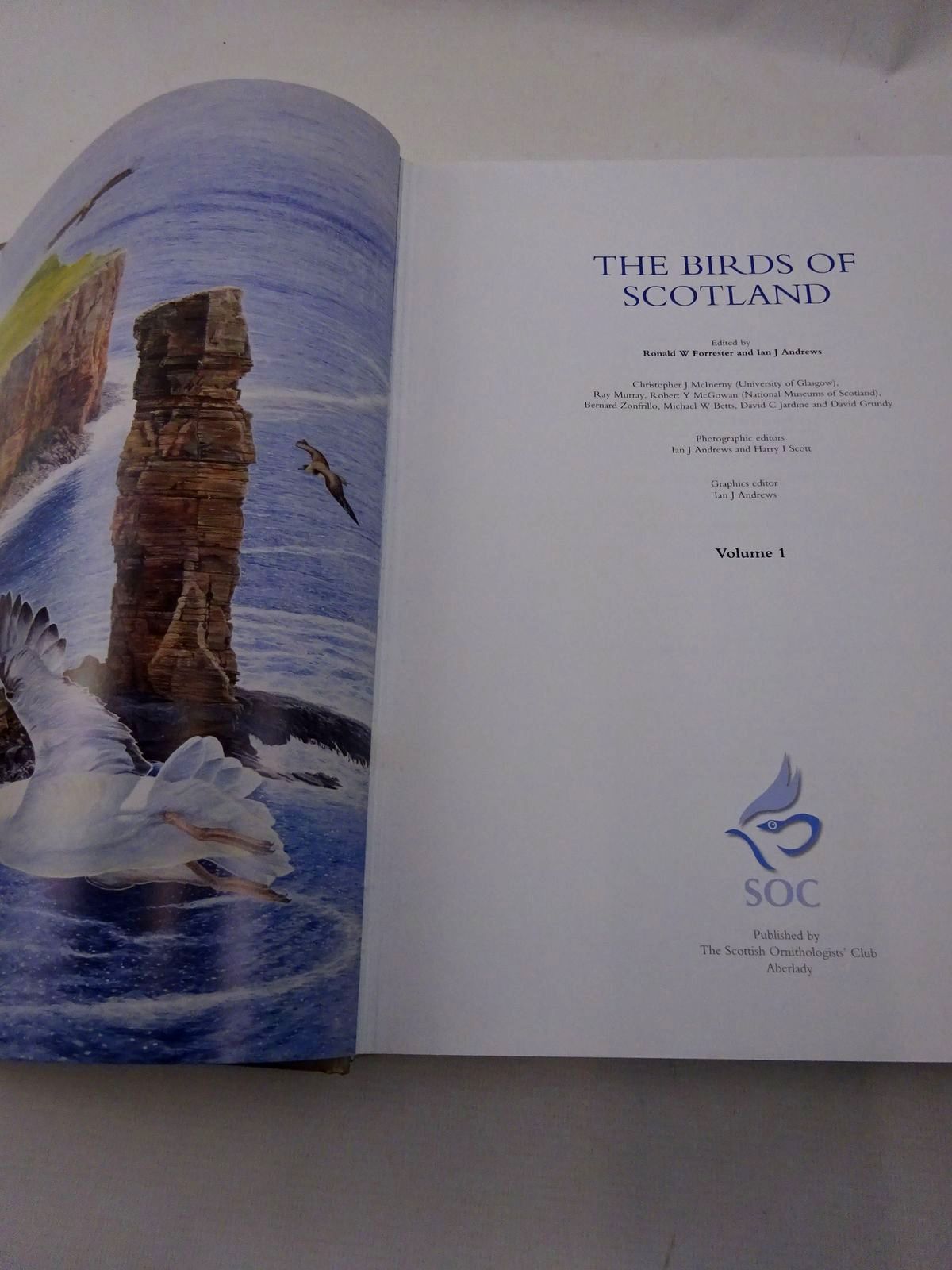 Stella & Rose's Books : THE BIRDS OF SCOTLAND (2 VOLUMES) Written By ...