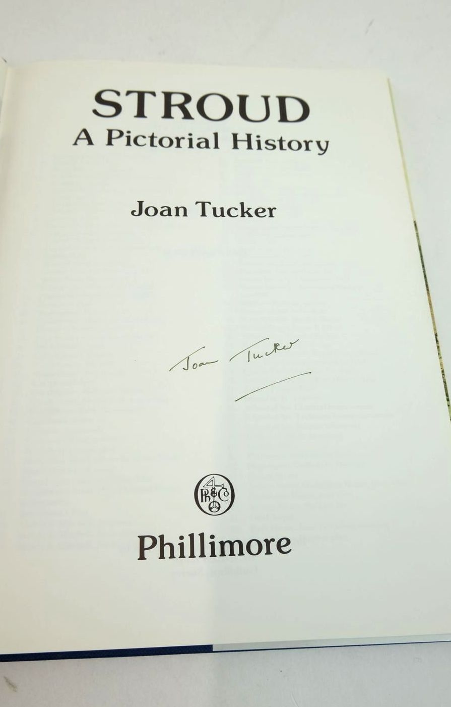 Stella & Rose's Books