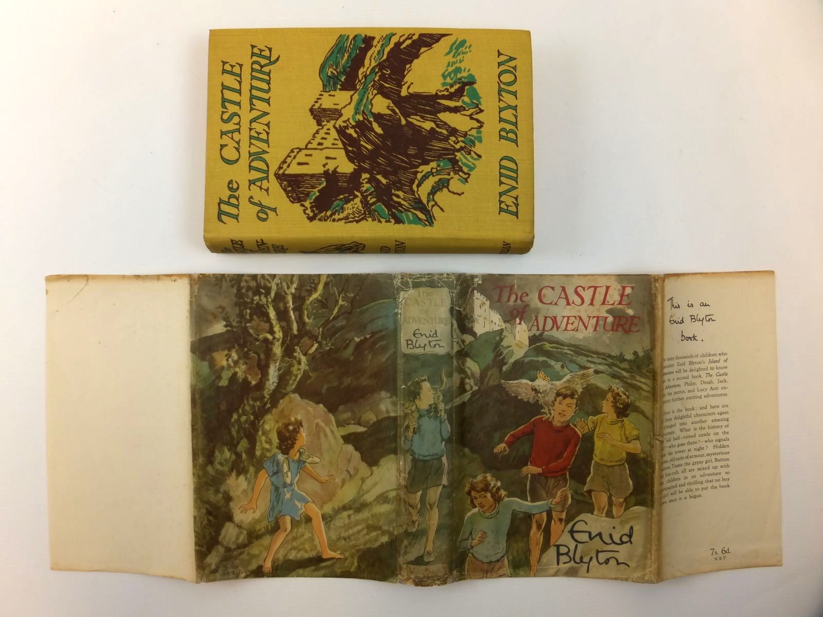 Stella & Rose's Books