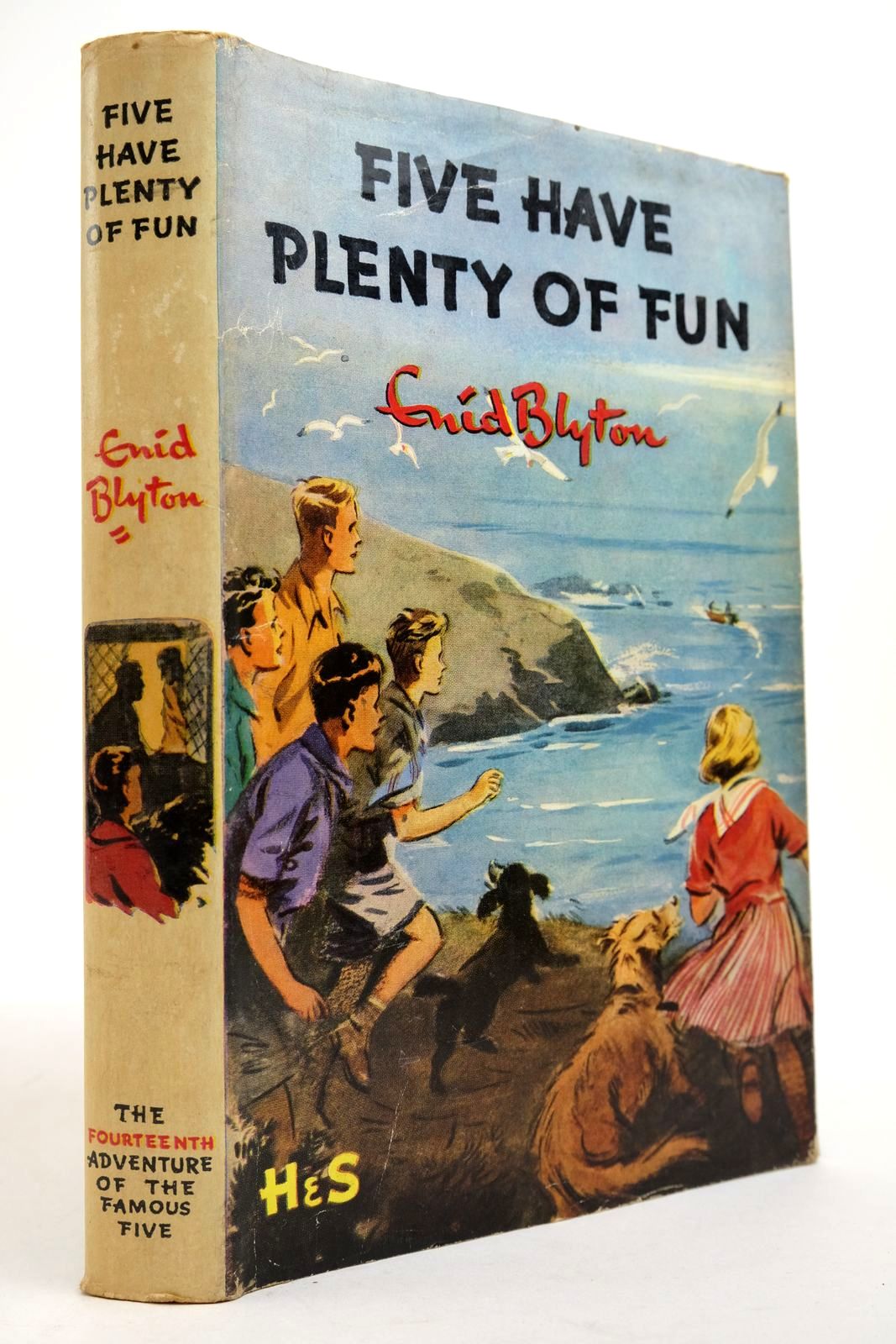 Stella & Rose's Books