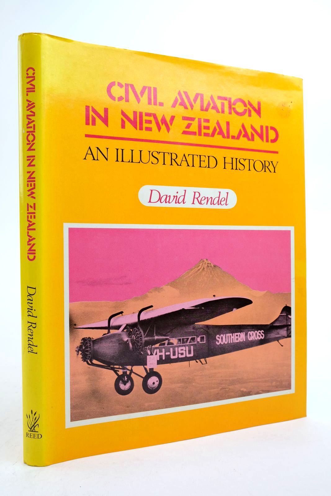 Stella & Rose's Books : CIVIL AVIATION IN NEW ZEALAND: AN ILLUSTATED ...